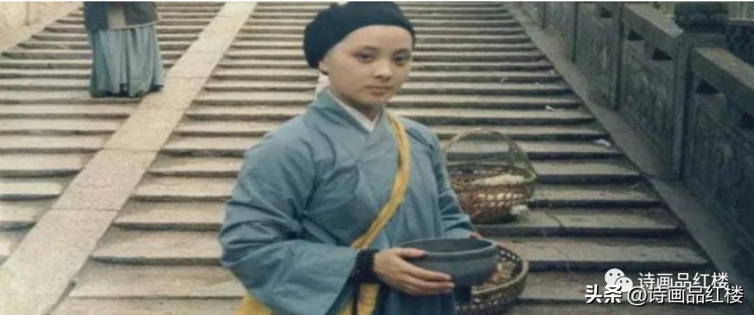 Xichun monk: poor embroidered household Houmen girl, lying alone beside ...