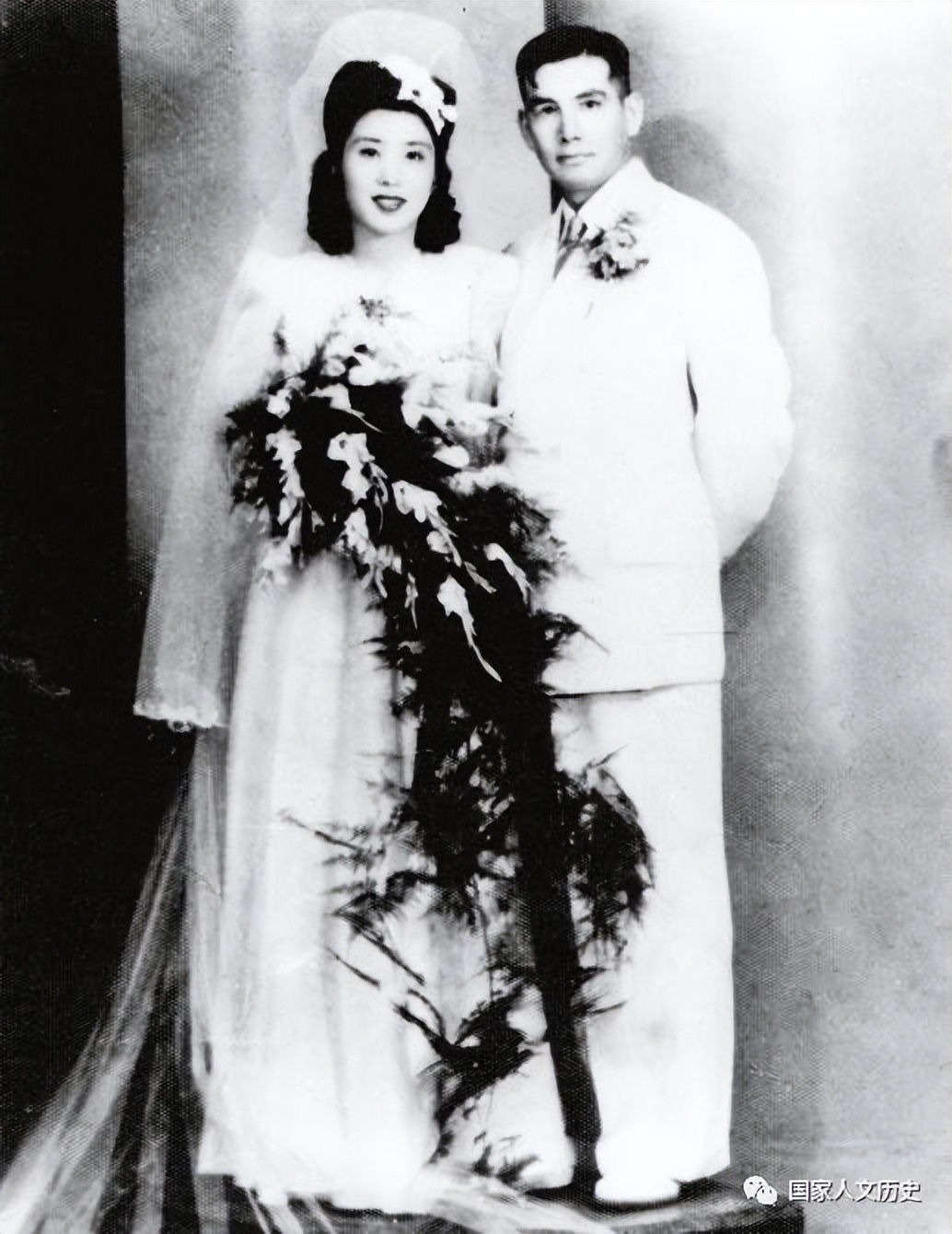 The Mystery of Zhang Lingfu's Life: Killing His Wife, Questioning His ...