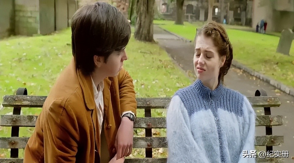 The movie "The Love Song of First Love": Emotional Exploration of First ...
