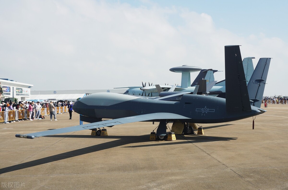 Taiwan media: Hundreds of J-7s converted into suicide drones to cover ...