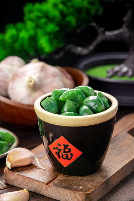 Traditional food is not traditional, easy to make delicious Laba garlic ...