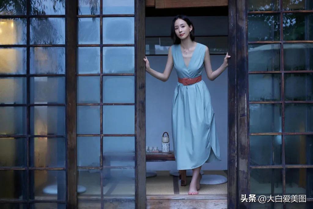 [Celebrity] [Zhang Junning] The blue sky is waiting for misty rain, and ...