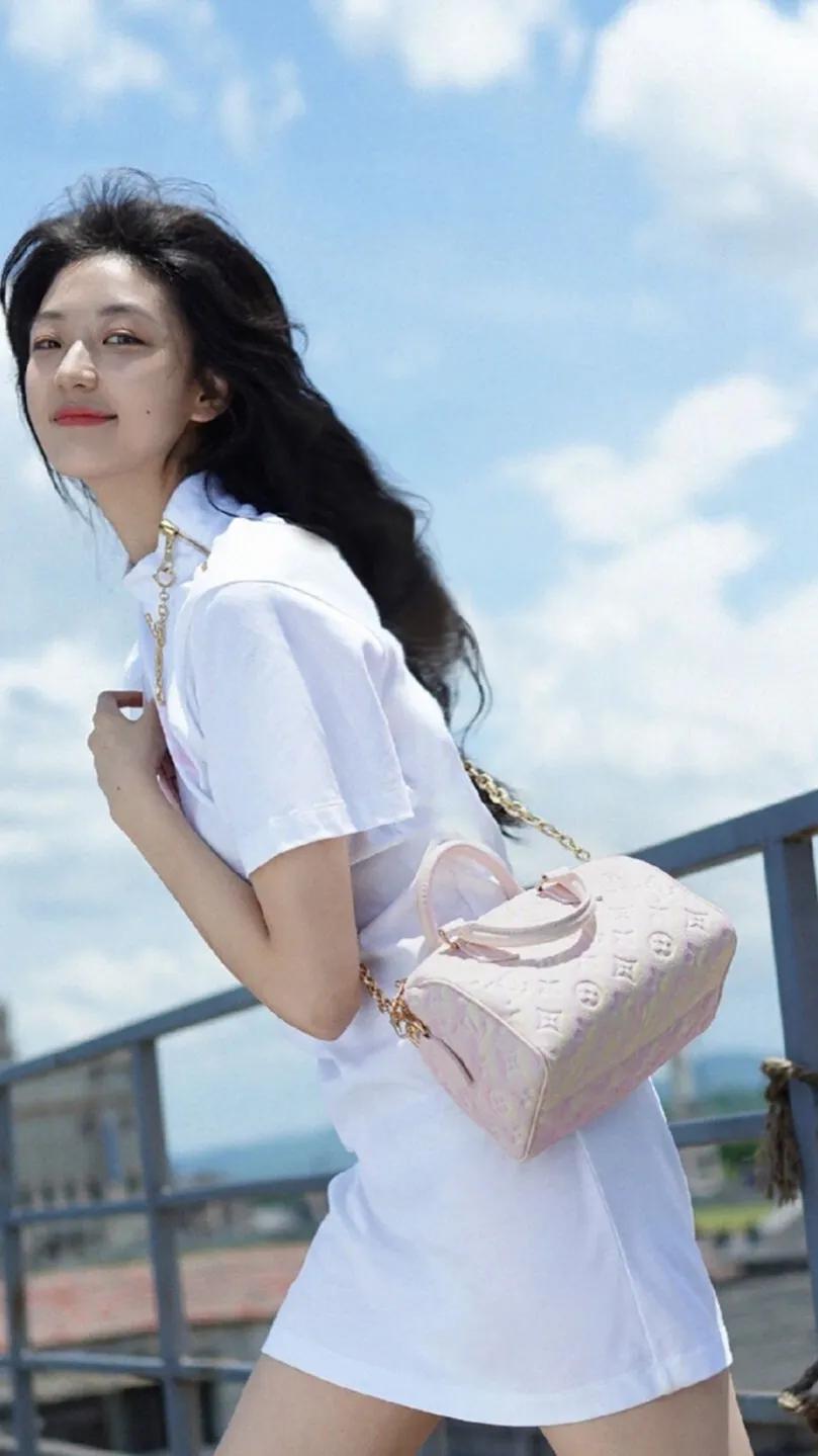 Beauty Wallpaper No. 294 - Sun Qian - iNEWS