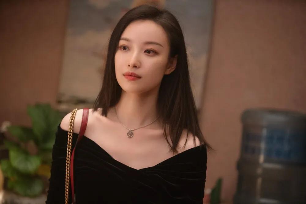 From a forgotten prostitute to a powerful actor, Ni Ni finally fought a ...