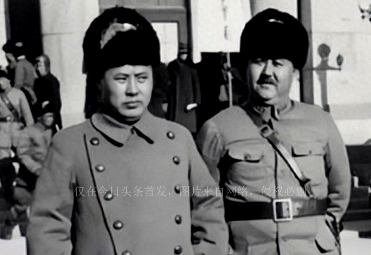 There is no need to compare Fu Zuoyi and Bai Chongxi. They are not in ...