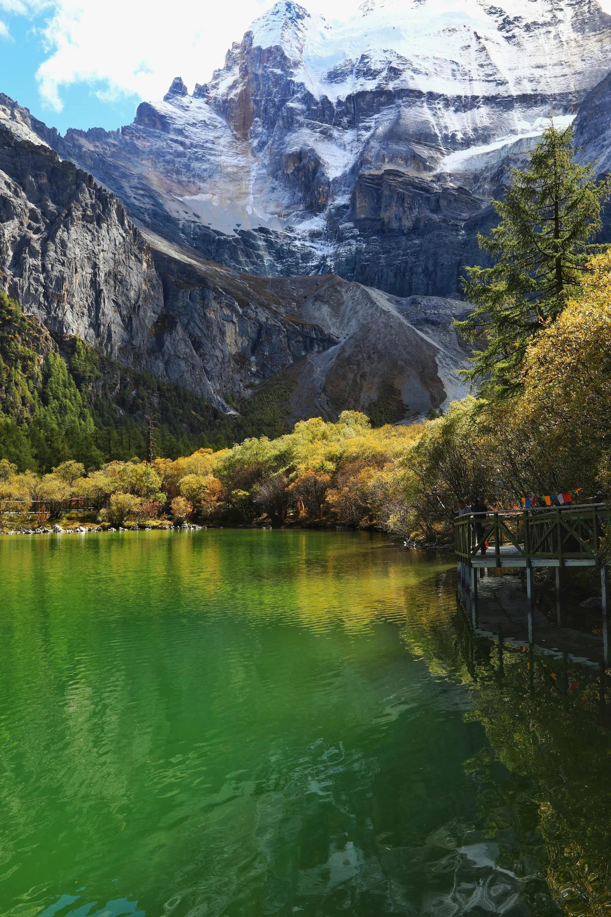 Daocheng Pilgrimage Golden Daocheng Yading - iNEWS