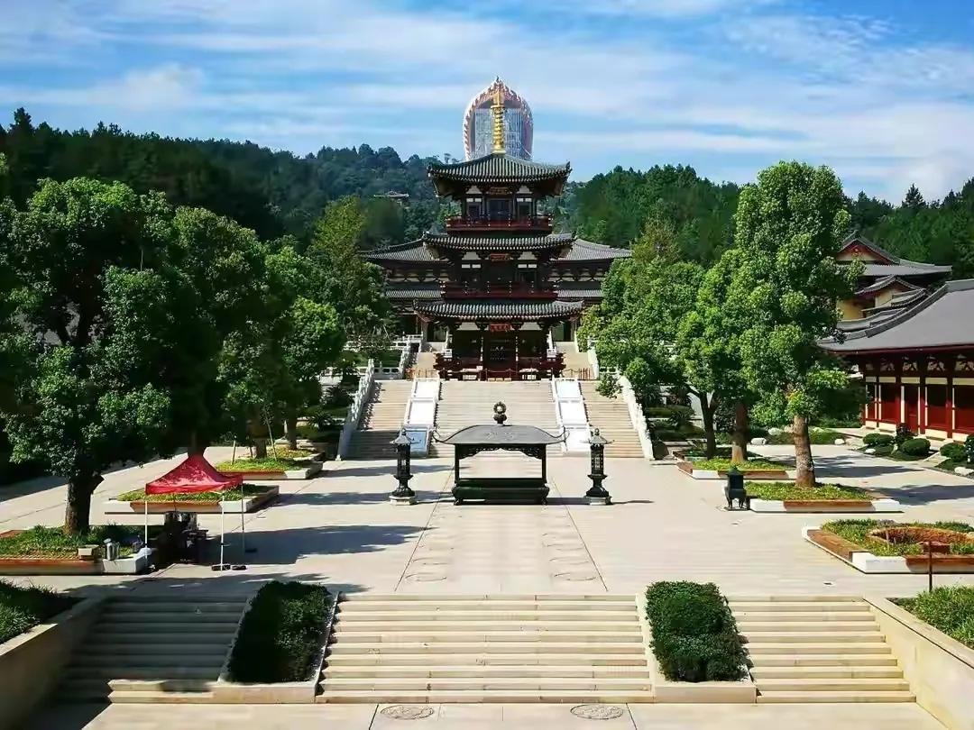 3,500 celebrities left 16,000 poems, and Mount Lu is worthy of China's ...