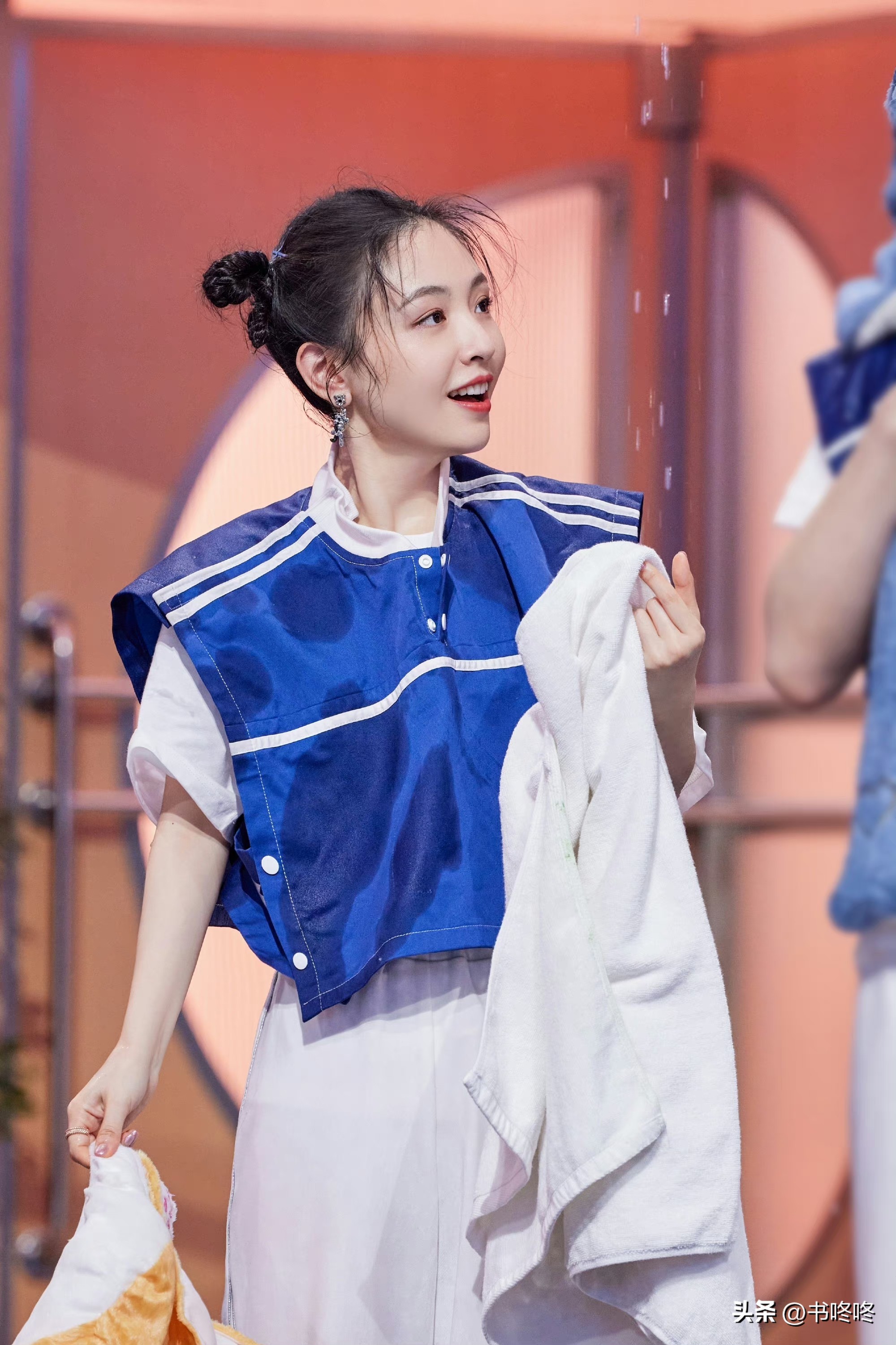 The number one school belle in domestic entertainment, this time ...