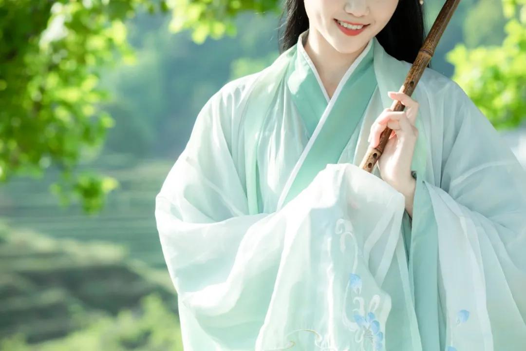 Su Shi's 10 most graceful and graceful poems of the Song Dynasty - iNEWS