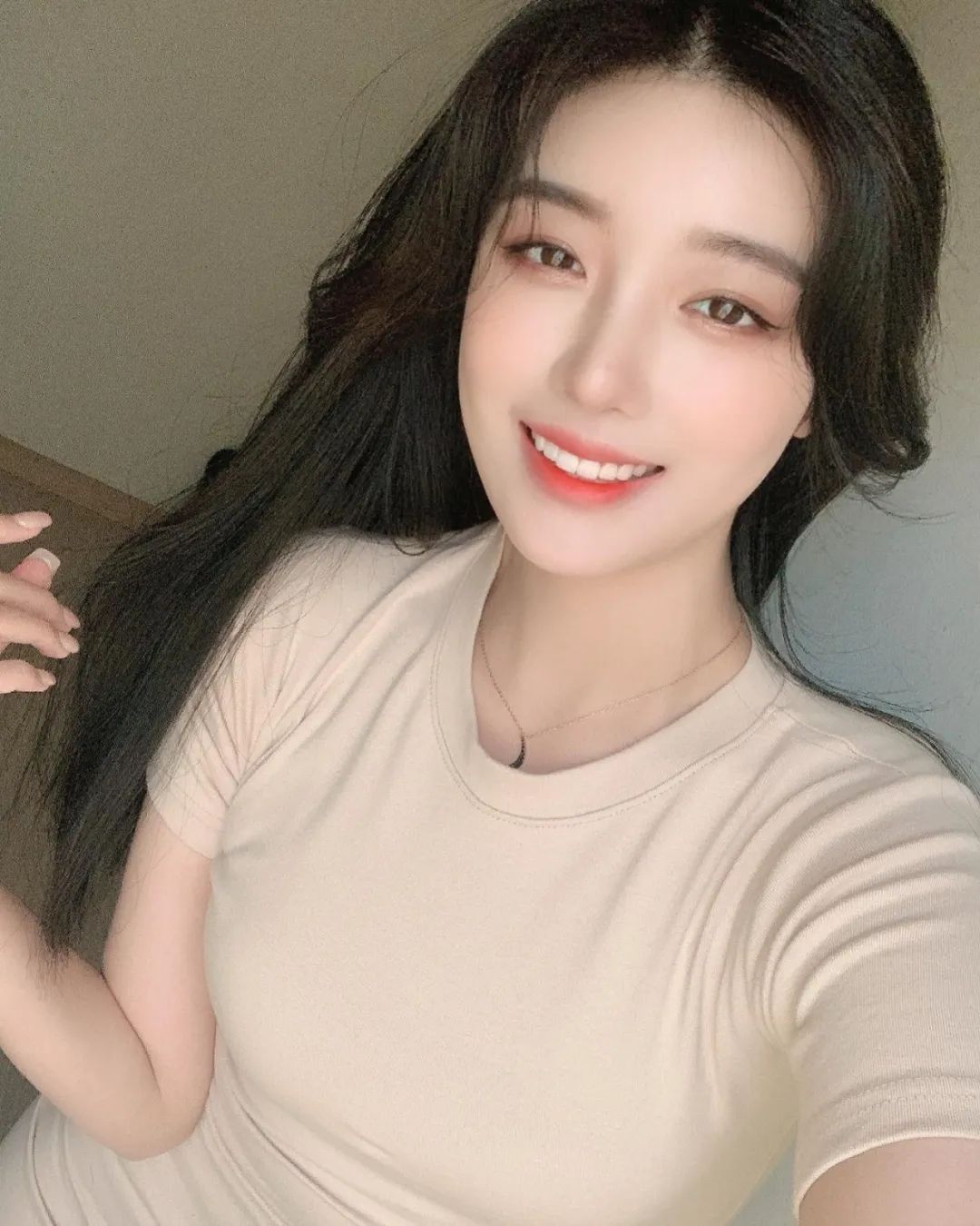 韓國網紅純欲天花板，Lovable.mh，笑容甜美身材迷人 - 資訊咖