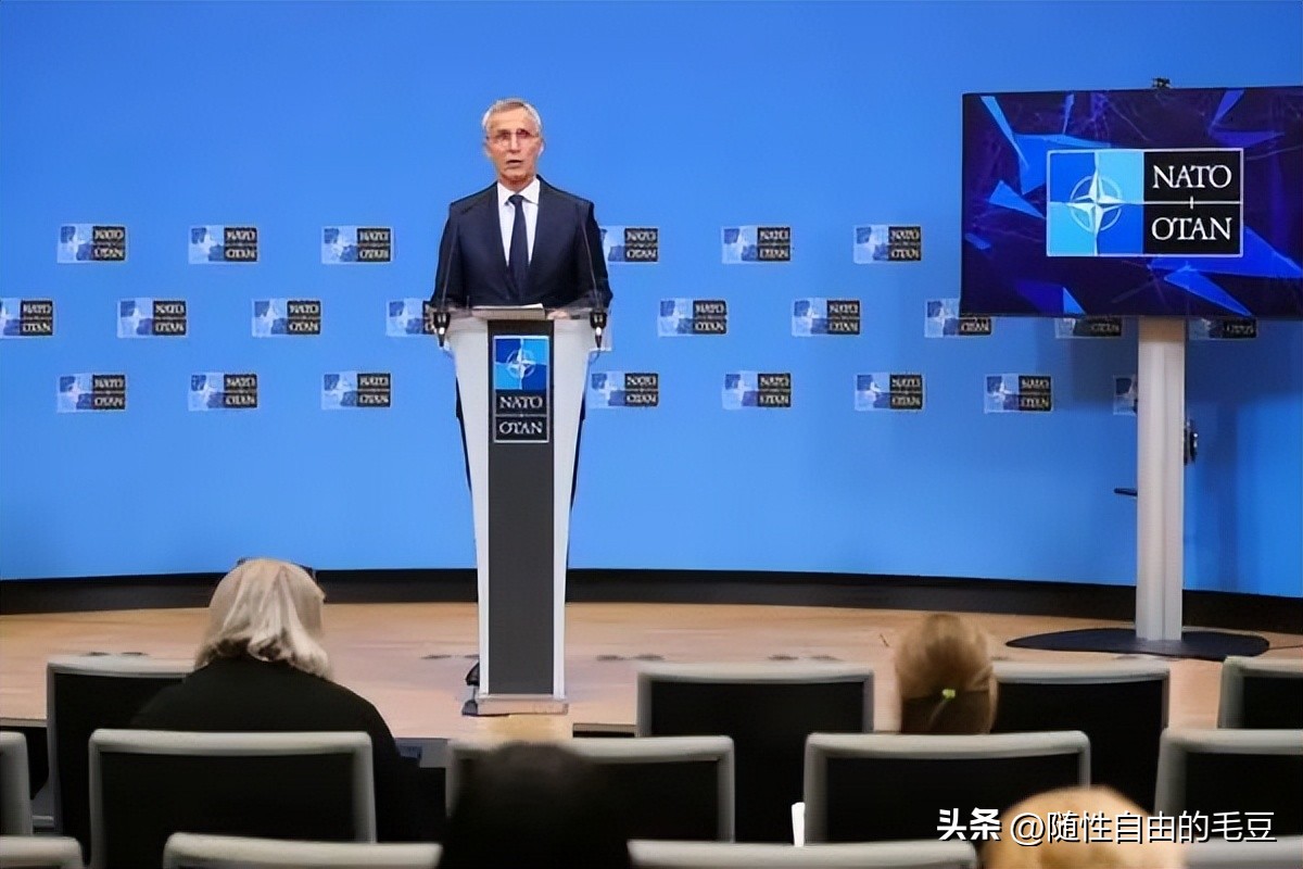 How about the Ukrainian counterattack? Western military aid is "burning ...