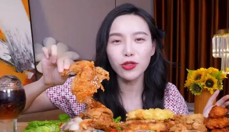 Xiaobei is hungry and her identity is exposed. The 32-year-old married is suspected of ...