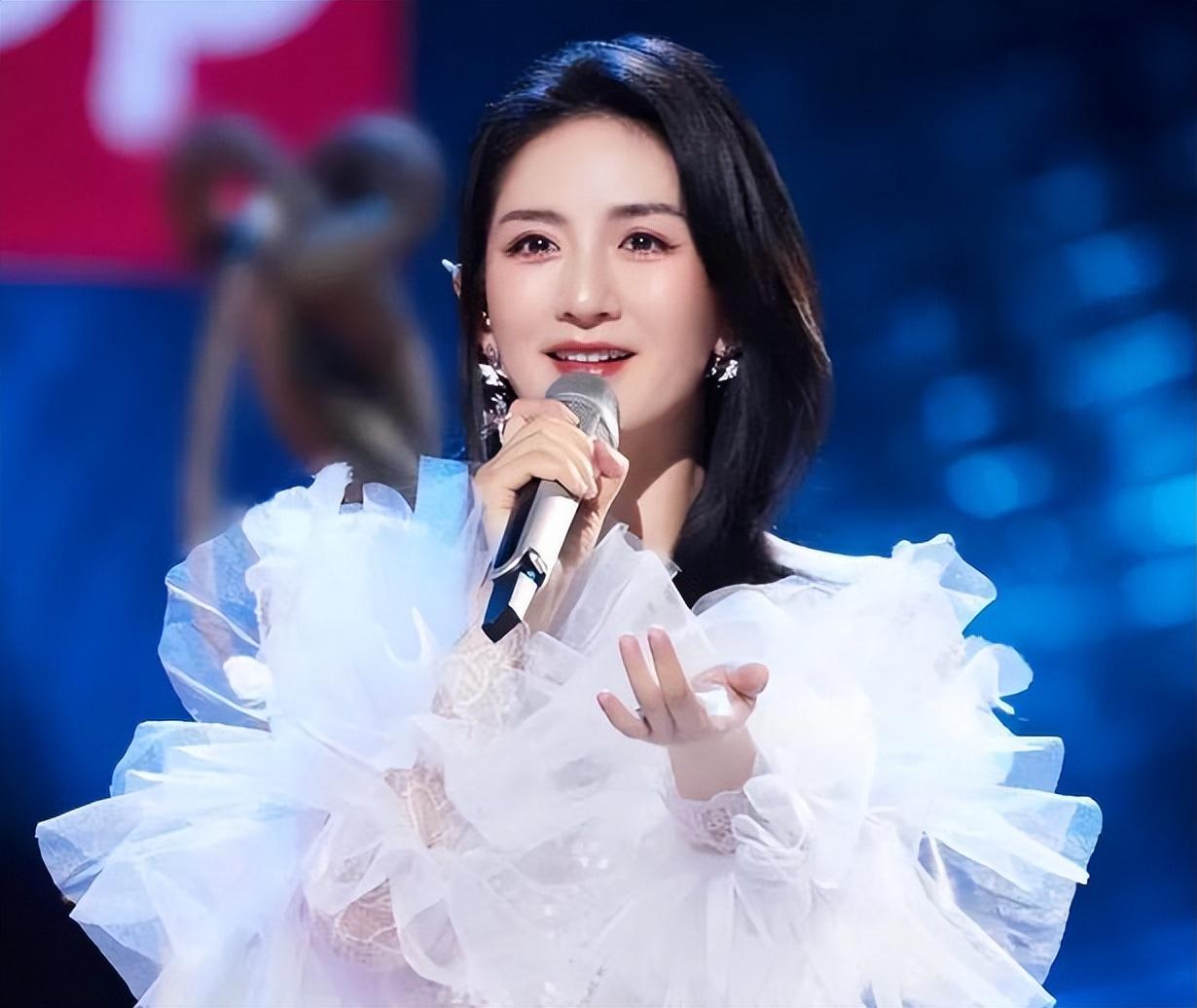 The Fallen History of "Happy Family": The Beating Happy Family, the Old ...