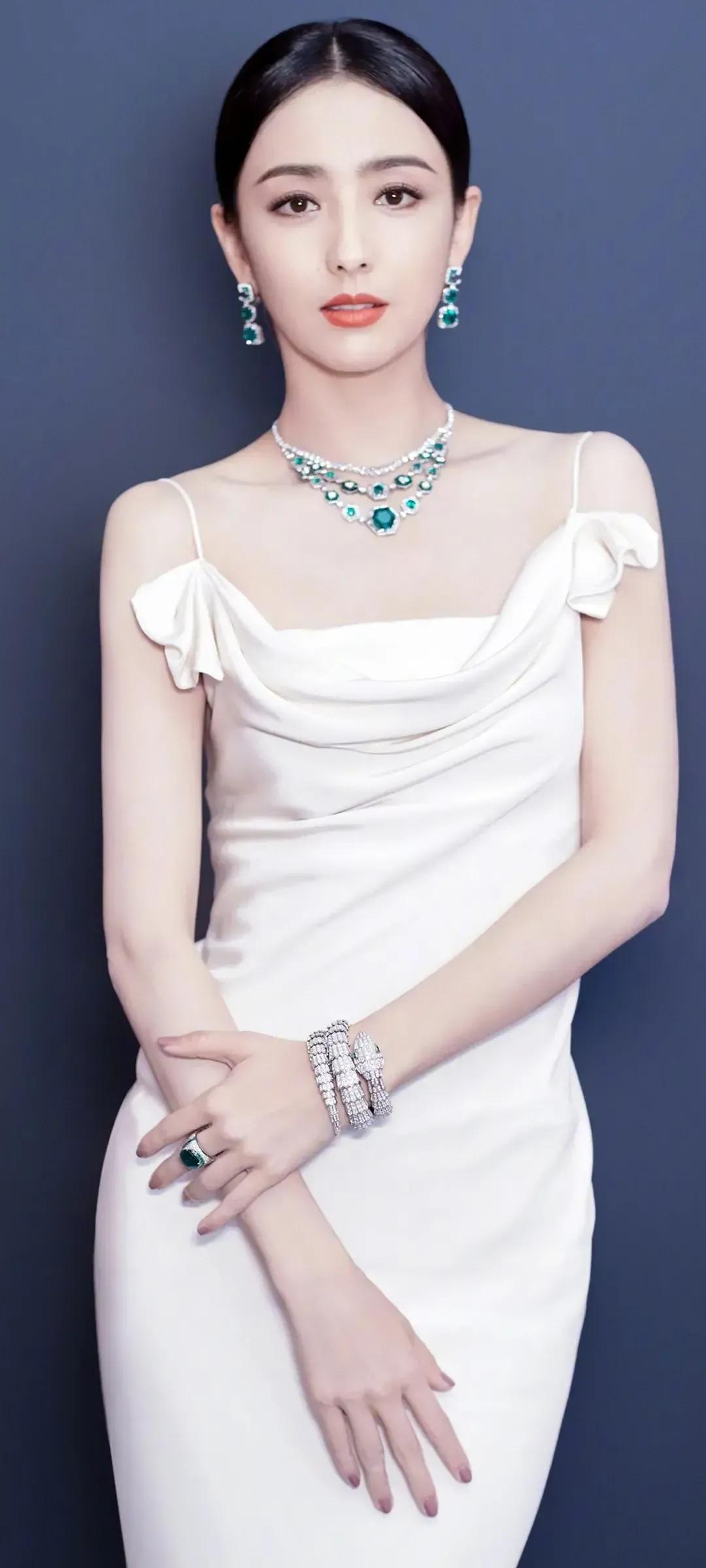 Share beautiful pictures - the beautiful Tong Liya - iMedia