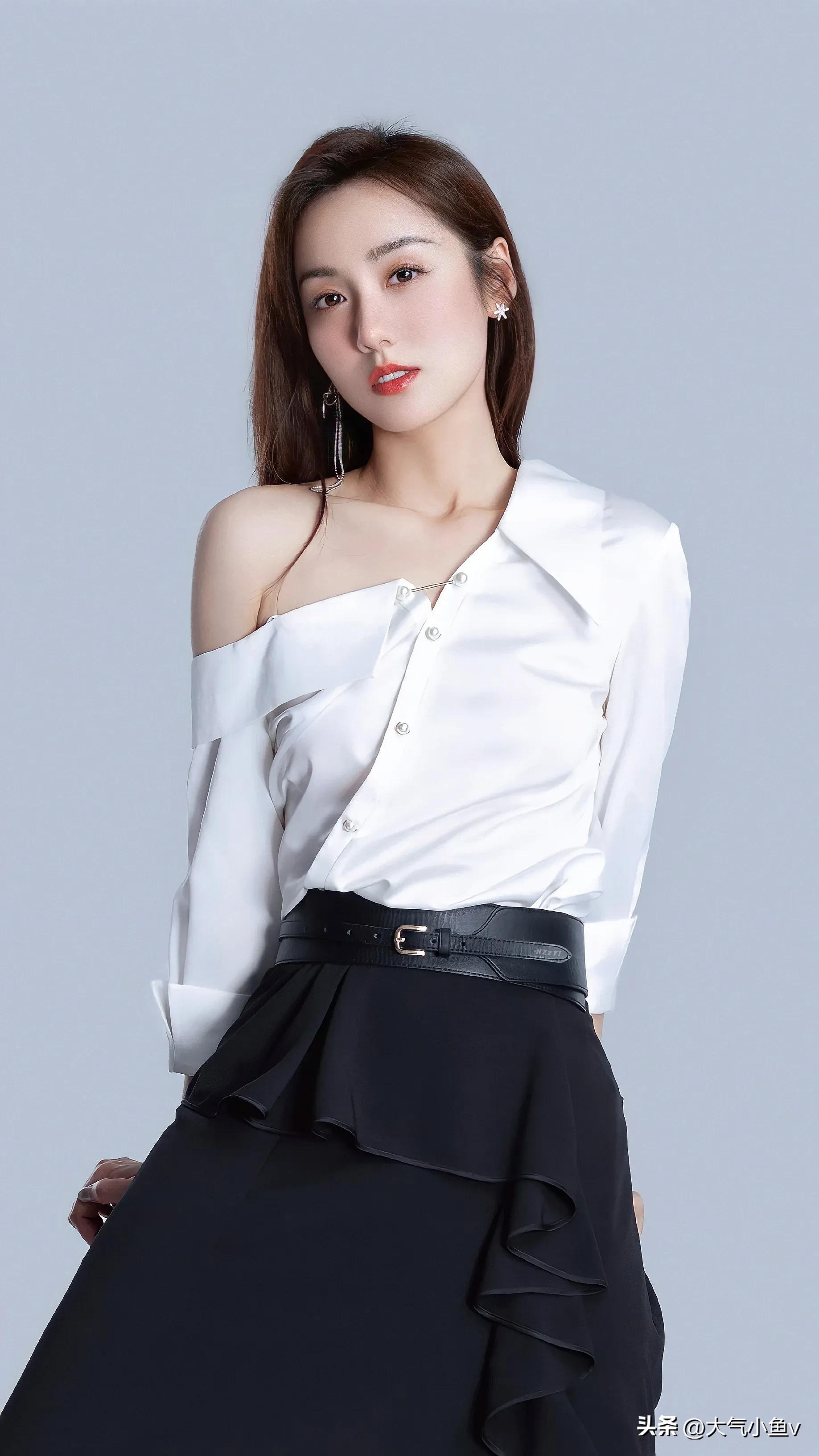 Oxygen Beauty - Lu Yi - iNEWS