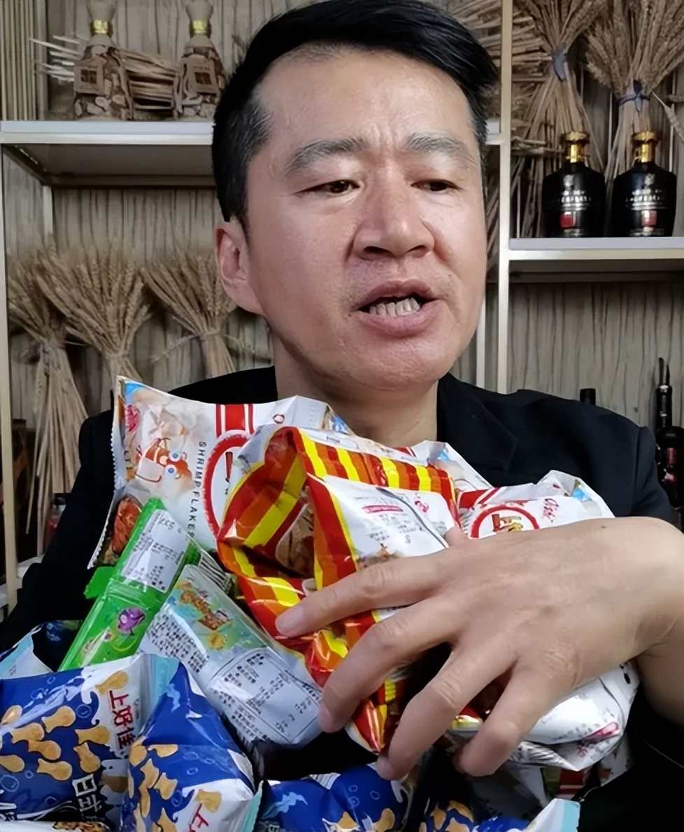 Recorded bombardment of smart TV indiscriminate charge video received 3 million?Actor Li Jiaming ...