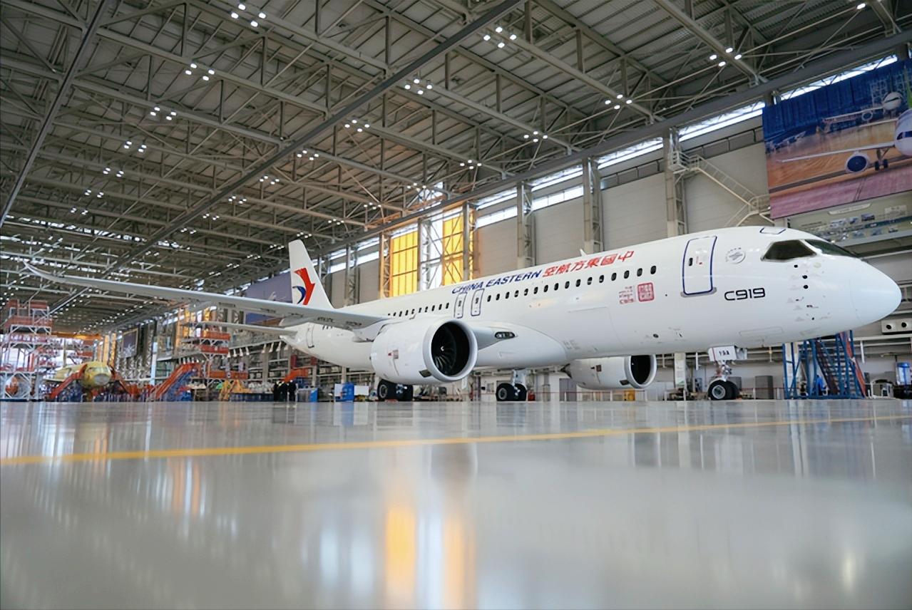 sharp! China's C919 large passenger aircraft officially put into use ...