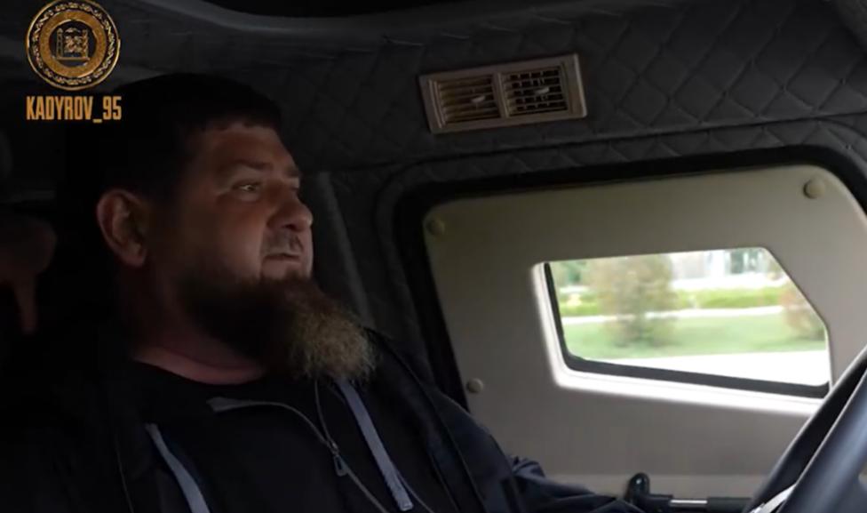 Early morning news on June 13: Chinese armored vehicles appeared in ...