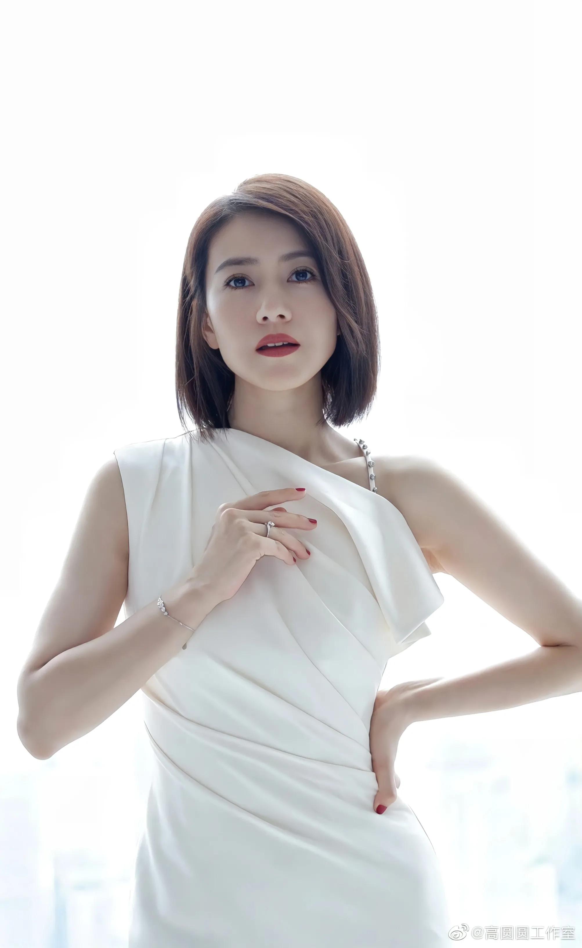 Gao Yuanyuan beautiful picture quality optimized version wallpaper - iNEWS