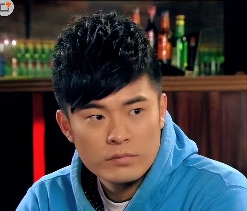 After watching "Love Apartment" after 13 years, Chen He and "Zeng ...