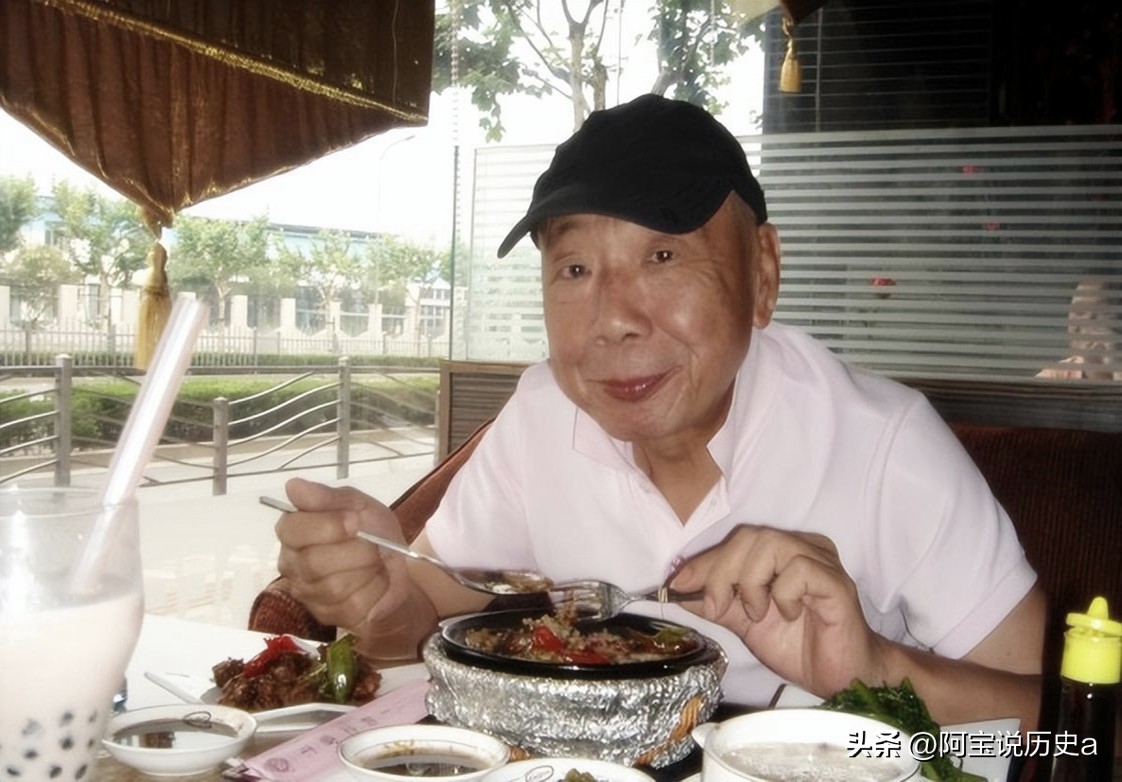 The old opera Gu Wuma has been romantic all his life, 8 years after his ...