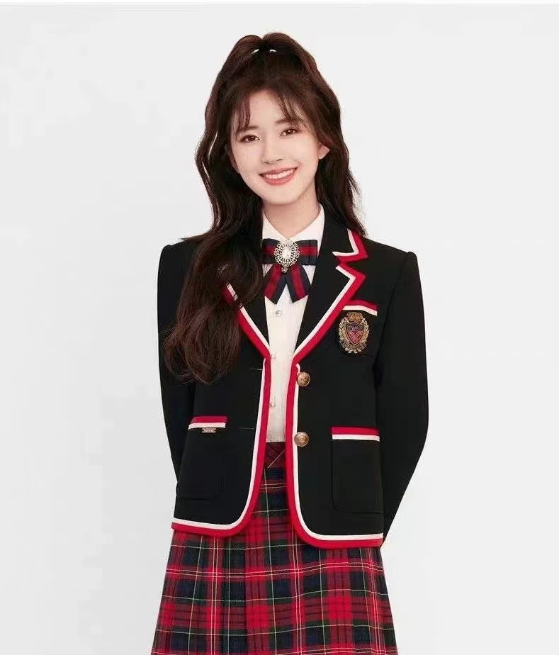 School uniforms, JK, sailor uniforms... The charm of uniforms is on ...