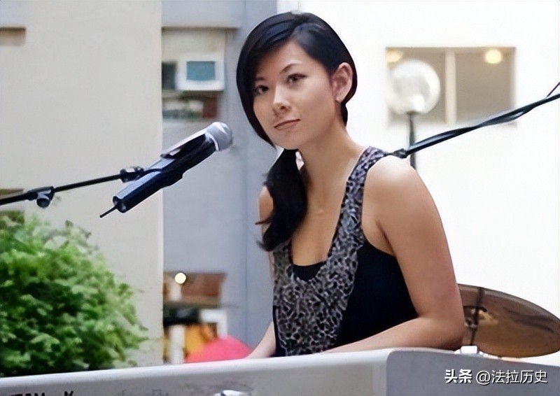 Hong Kong singer Ye Qingqing: The granddaughter of the top ten marshals ...