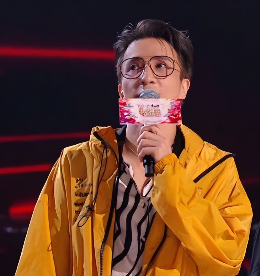 "The Voice" sang amid doubts, Zhou Huajian's strength dominated the ...