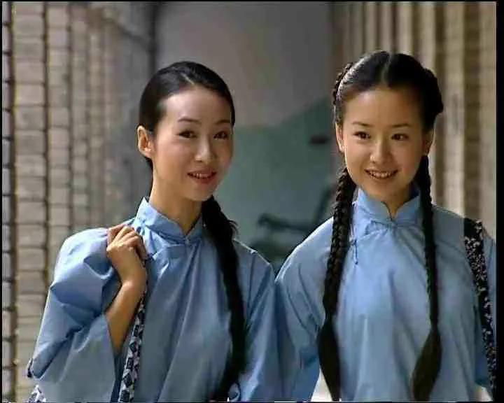 Talk about the impressive "civilized new clothes" of young girls during ...