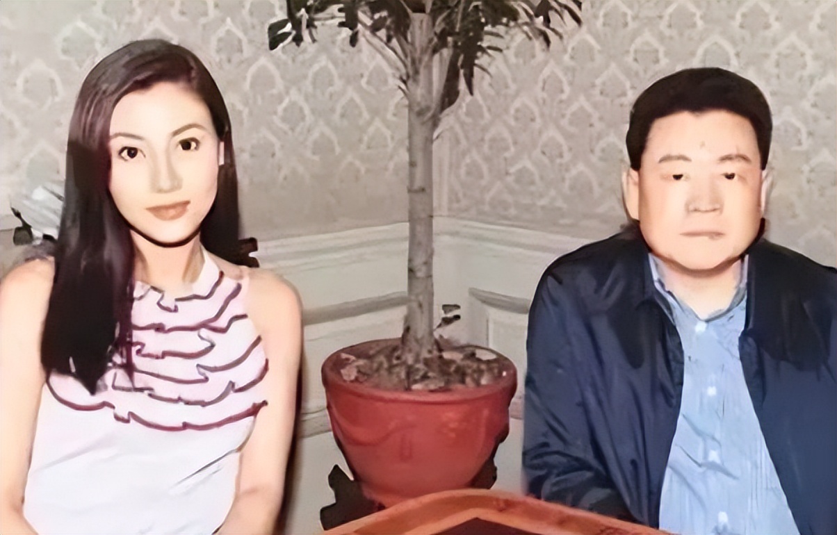 Li Jiaxin is really not smart, and she seems to respond to Liu Luanxiong from a distance. Doesn ...