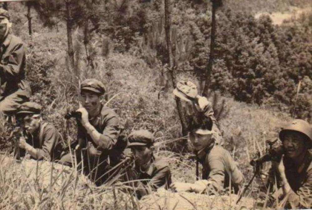 In 1950, the People's Liberation Army's war against bandits, Zhang ...