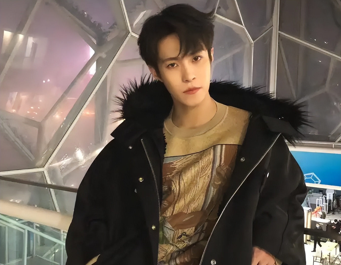 The male star surnamed Yue was reported by a well-known paparazzi, and ...