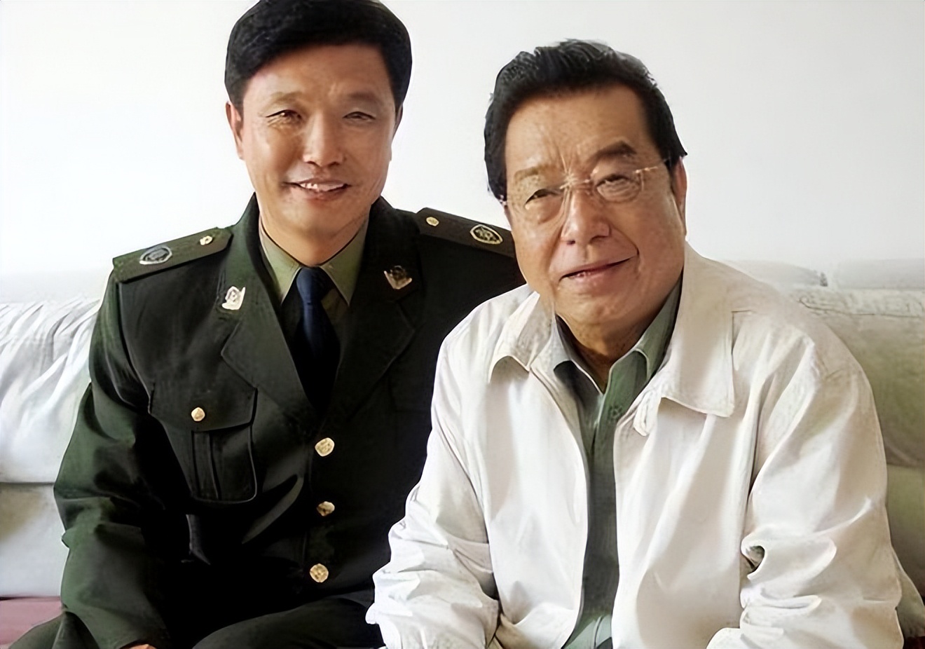 Li Shuangjiang's eldest son, Li He: He has the same father as Li Yitian ...