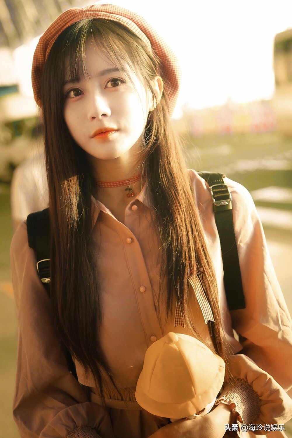 Duan Yixuan, a girl who has no prominent background and tries her best ...
