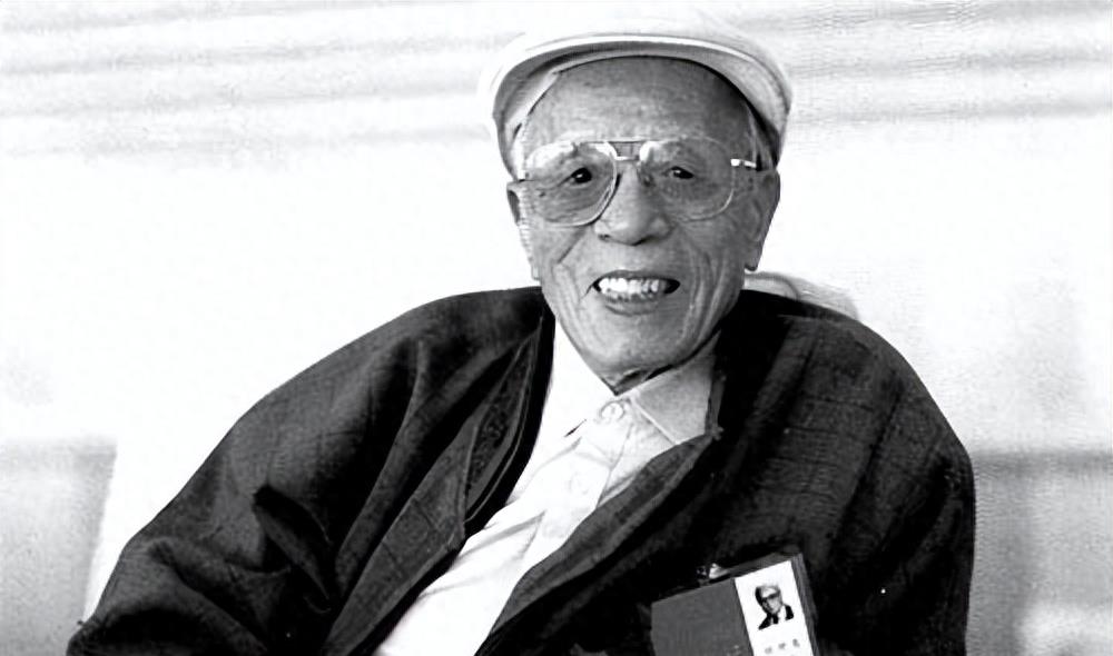 In 1979, Ren Zhongyi vindicated Zhang Zhixin. Hua Guofeng did not express his position. Ren told ...