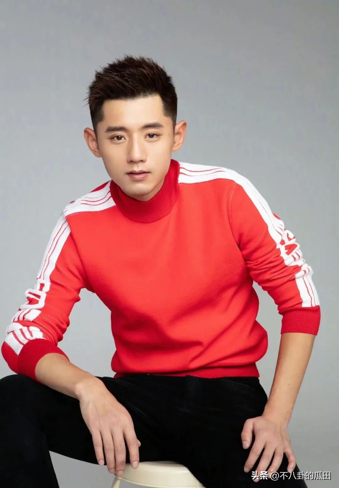 Zhang Jike was exposed to prostitution many times, recruited peripheral Internet celebrities in ...