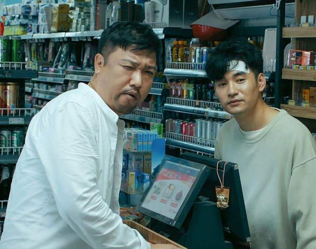 Director Wen Song is too naive, just listening to the title "Crouching ...
