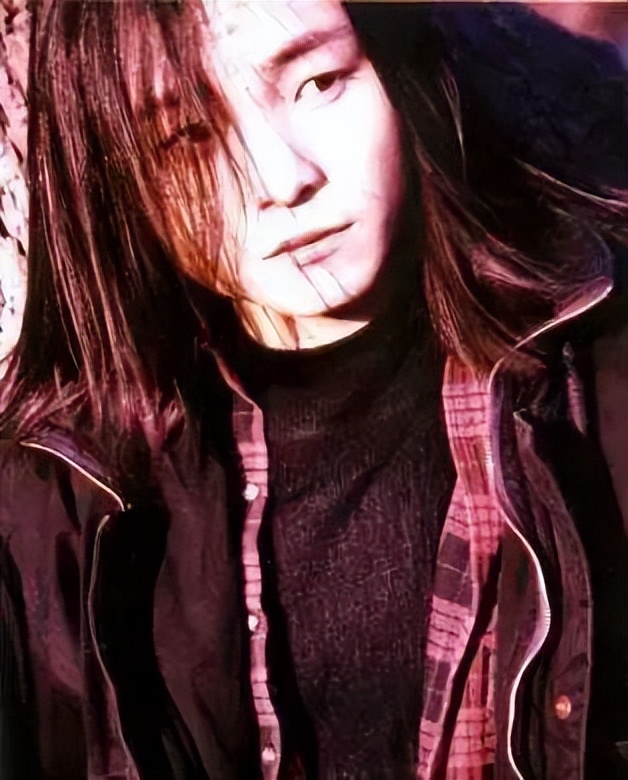 Xu Wei: His first love, his wife and parents helped him overcome ...