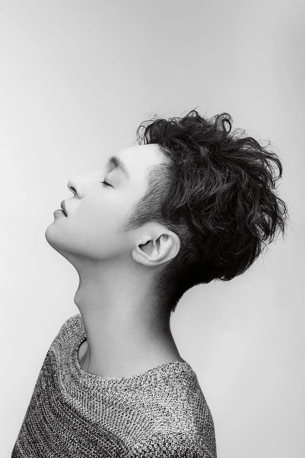 Singer Che Zhiqiang and brother An Juncan - iNEWS