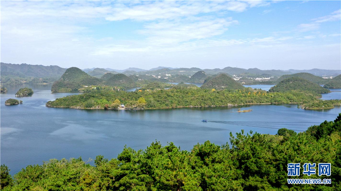 Baihua Lake in Guiyang is so beautiful under the aerial photography ...
