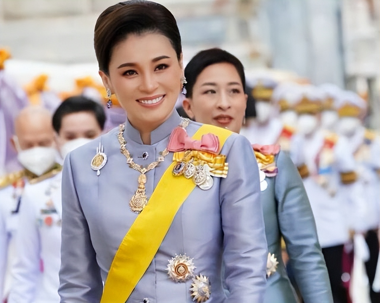 Queen Sutida's layout was completed, and she successfully formed an ...