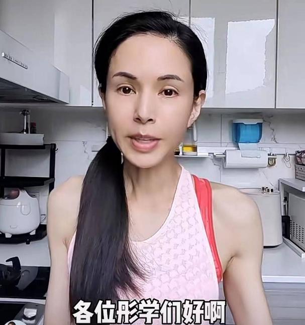 Dog blood really reveals the secret! Li Ruotong appeared to catch the ...