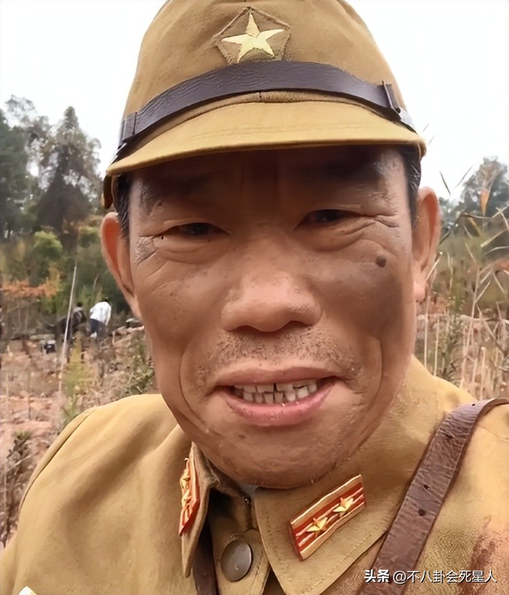 Fanned on the street and won millions of praises, the 61-year-old "Da ...