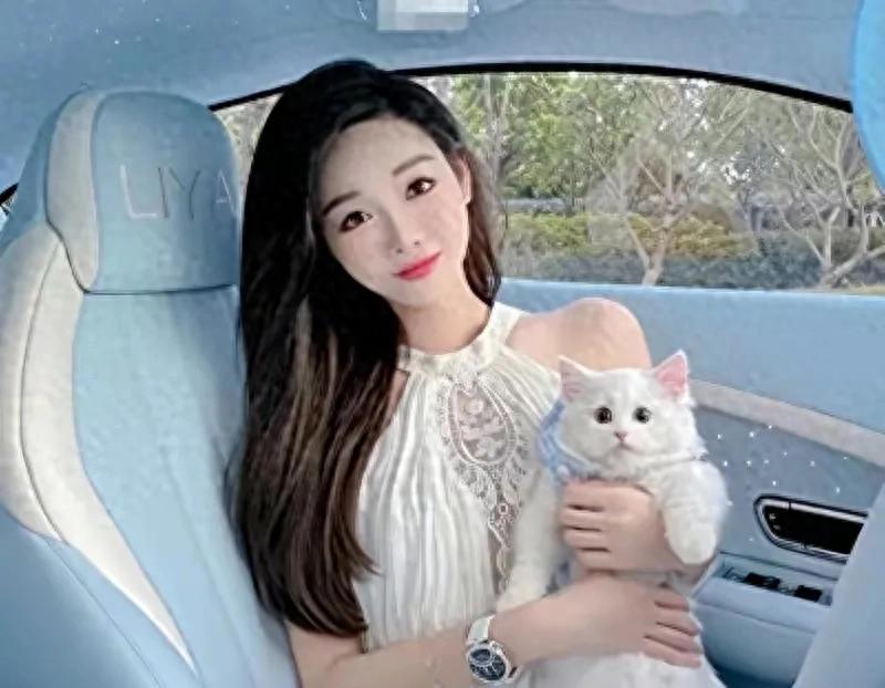 It was revealed that Athena had been killed, her body was thrown into ...