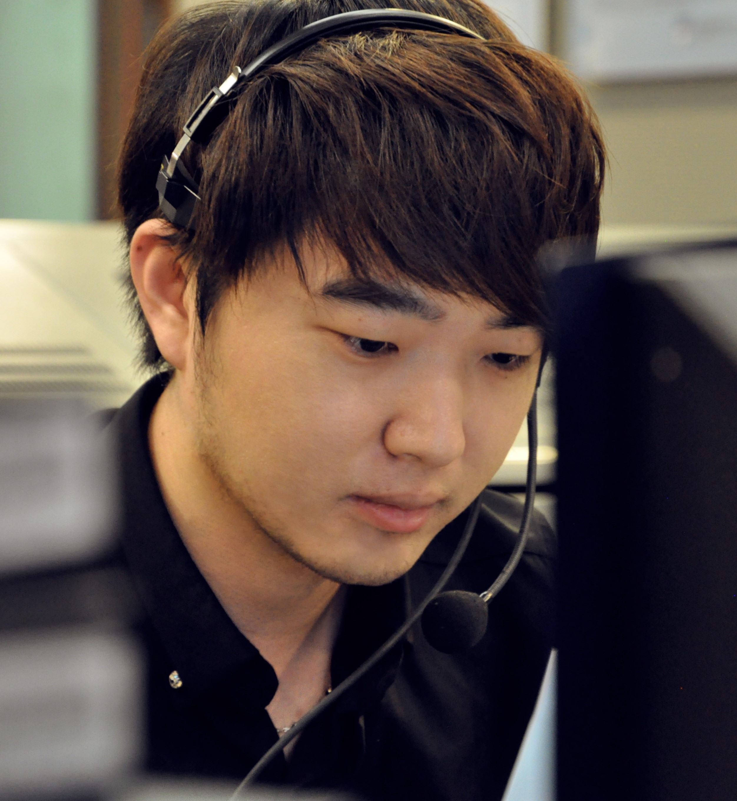 Variety show director Wu Tong: From being "conspicuous" in front of the ...