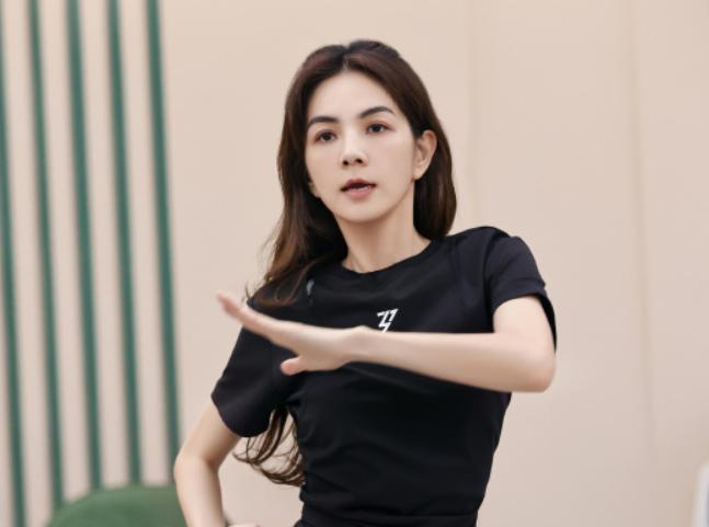 Xie Na challenged "She, She, She", Zhu Zhu's words were full of ...