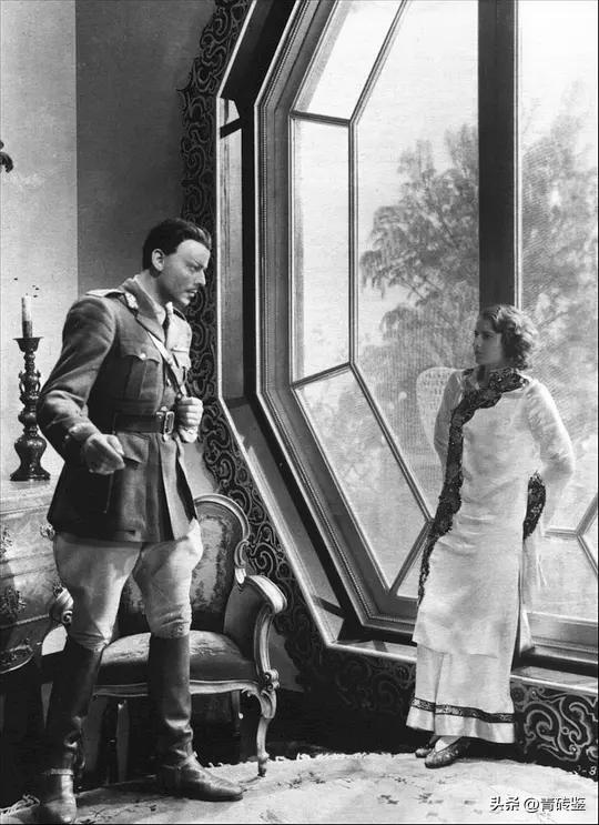 Scene creation and atmosphere creation in the movie "General Yuan's ...