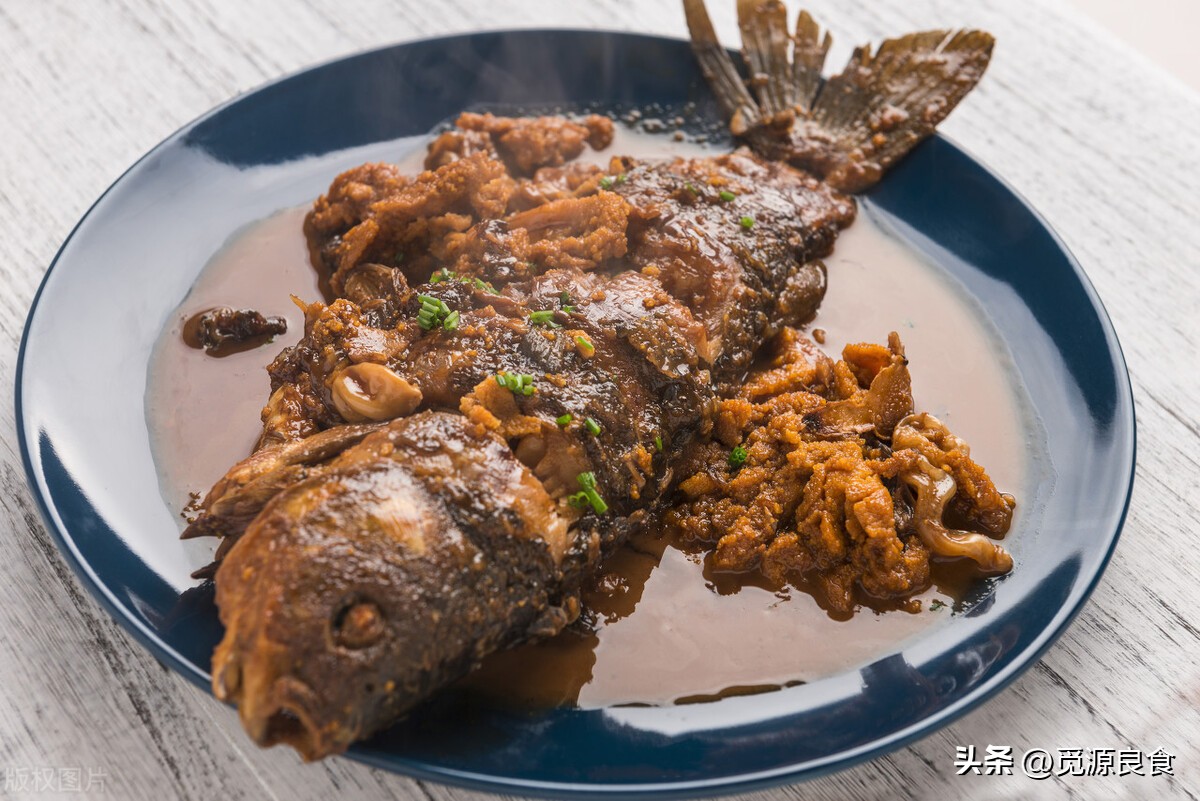 When making braised fish, is the fish fishy? The 70-year-old grandma ...