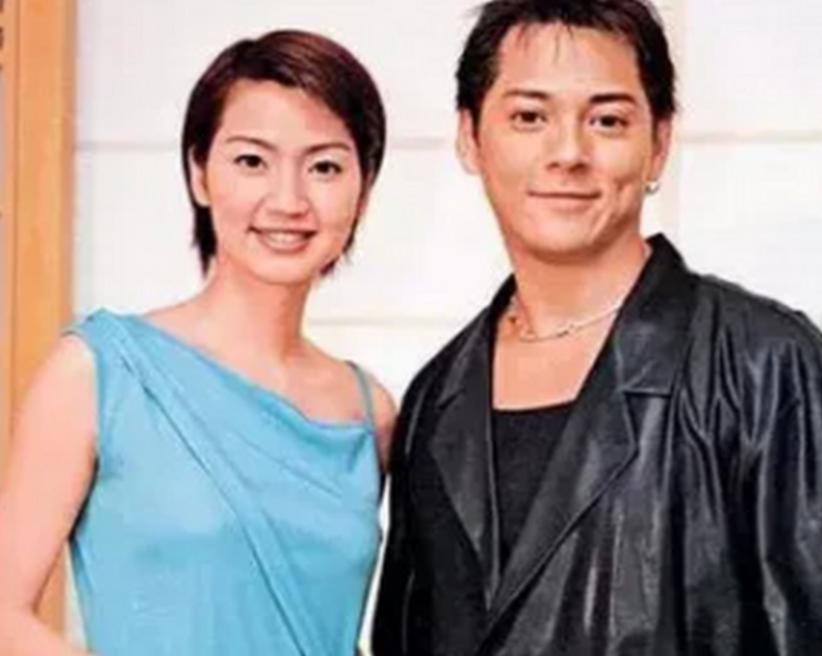 Hong Xin walks the catwalk with her son! Unaffected by Bi Ying's pregnancy rumors, she is in a ...