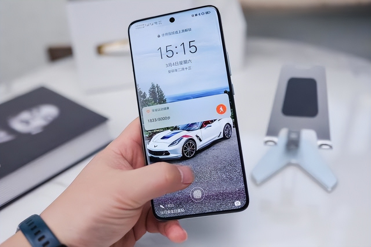 Want a mobile phone that will not be replaced for five years? These ...